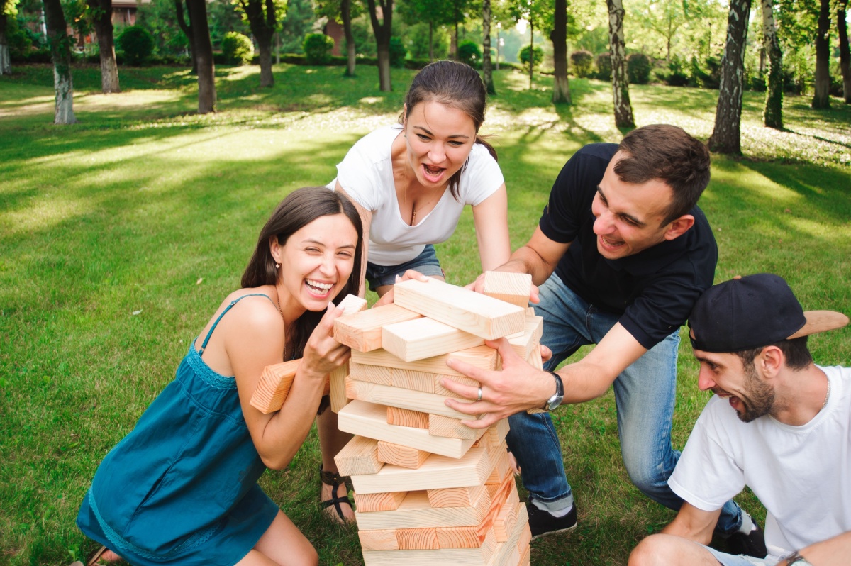 5 Awesome Grown-Up Party Games to Try at Your Next Event | Tents ...